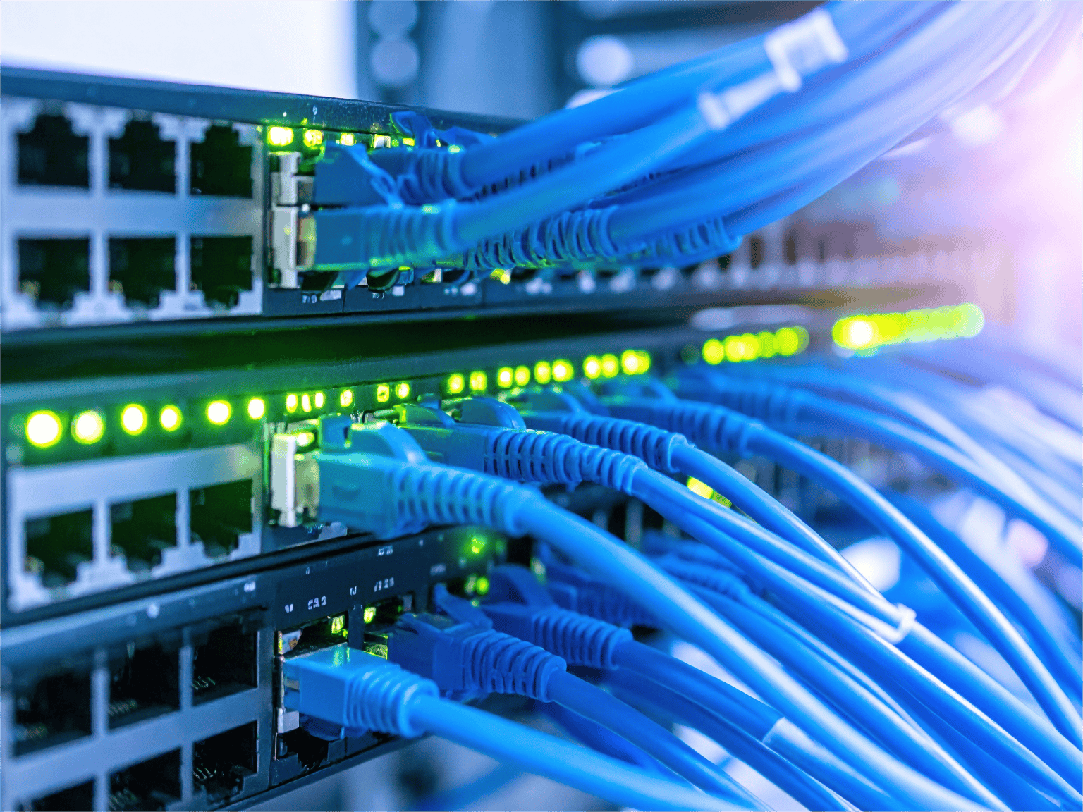 What is an SFP Port? The Simple Guide to SFP, SFP+, and QSFP Explained ...